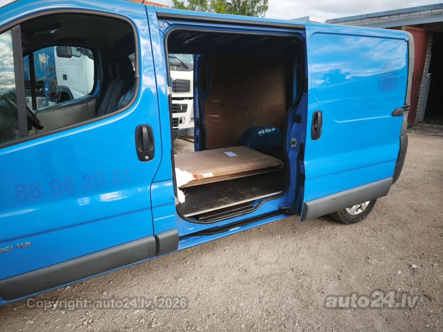 Renault Trafic 2012 Tallina, ar dzinēja tilpumu 2.00 L un nobraukumu 140 tūkst. km par 6500 €, foto 11 vietnē AUTOMOTO.COM.LV