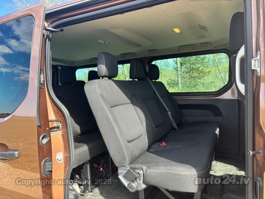 Renault Trafic 2016 in Rakvere, with an engine capacity of 1.60 L and mileage of 295 thousand km for 12200 €, photo 8 on AUTOMOTO.COM.LV