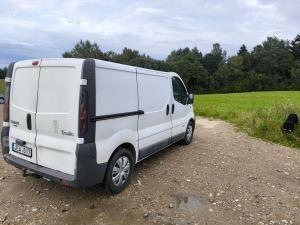 Balts Renault Trafic 2002 Mažeikiai, ar dzinēja tilpumu 1.90 L un nobraukumu 370 tūkst. km par 2400 €, foto 6 vietnē AUTOMOTO.COM.LV