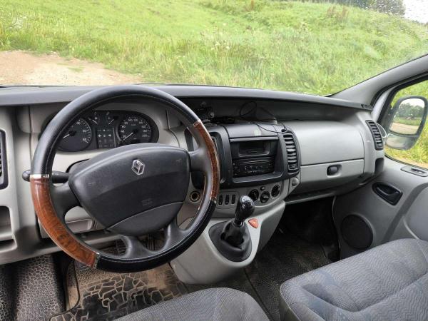 Balts Renault Trafic 2002 Mažeikiai, ar dzinēja tilpumu 1.90 L un nobraukumu 370 tūkst. km par 2400 €, foto 8 vietnē AUTOMOTO.COM.LV