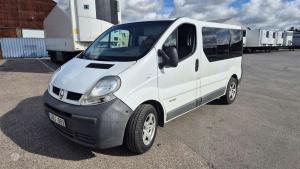 Balts Renault Trafic 2002 Klaipėda, ar dzinēja tilpumu 1.87 L un nobraukumu 329 tūkst. km par 1650 €, foto  vietnē AUTOMOTO.COM.LV