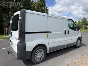 White Renault Trafic 2003 in Jelgava, with an engine capacity of 1.90 L and mileage of 278 thousand km for 3600 €, photo 4 on AUTOMOTO.COM.LV