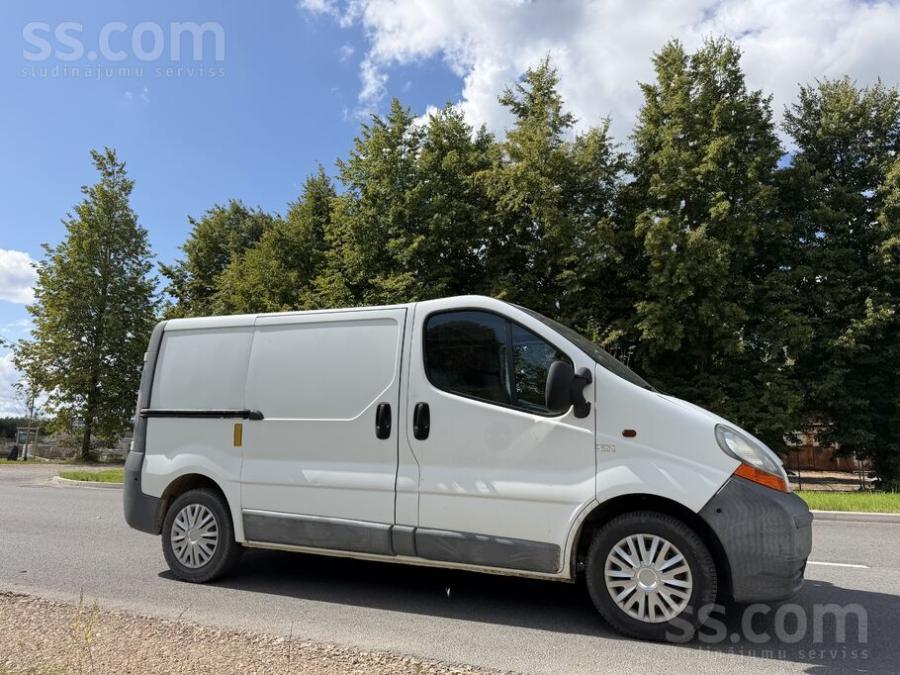 White Renault Trafic 2003 in Jelgava, with an engine capacity of 1.90 L and mileage of 278 thousand km for 3600 €, photo 5 on AUTOMOTO.COM.LV