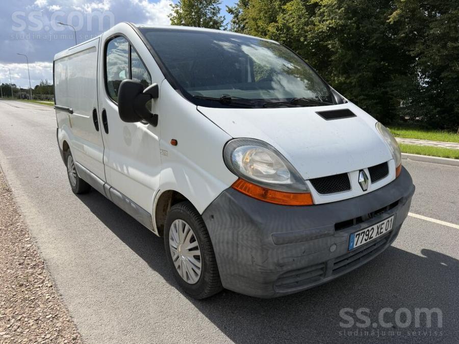 White Renault Trafic 2003 in Jelgava, with an engine capacity of 1.90 L and mileage of 278 thousand km for 3600 €, photo 6 on AUTOMOTO.COM.LV