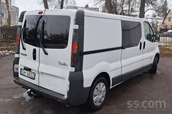 Balts Renault Trafic 2004 Daugavpils, ar dzinēja tilpumu 1.90 L un nobraukumu 225 tūkst. km par 4650 €, foto 5 vietnē AUTOMOTO.COM.LV