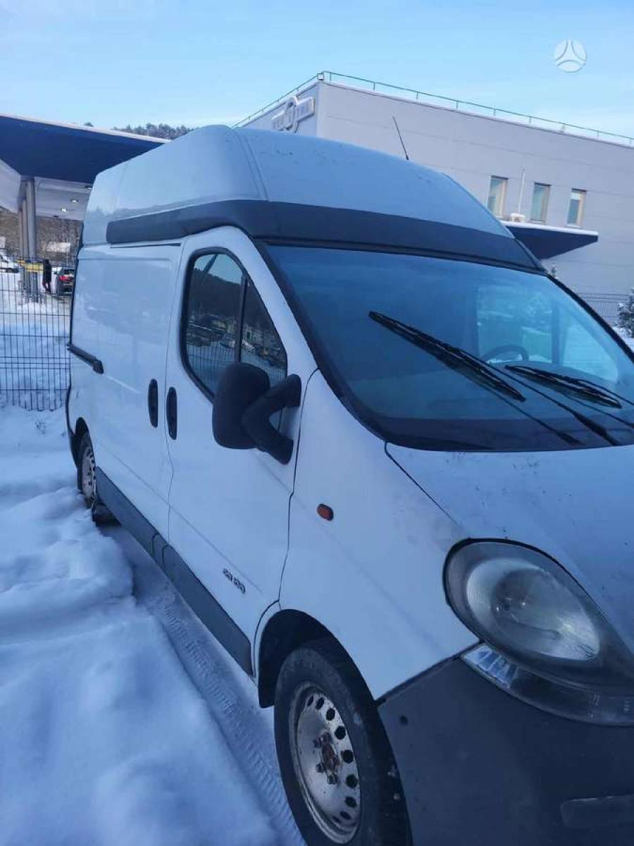 Balts Renault Trafic 2004 Kauņa, ar dzinēja tilpumu 1.87 L un nobraukumu 283 tūkst. km par 1400 €, foto 2 vietnē AUTOMOTO.COM.LV