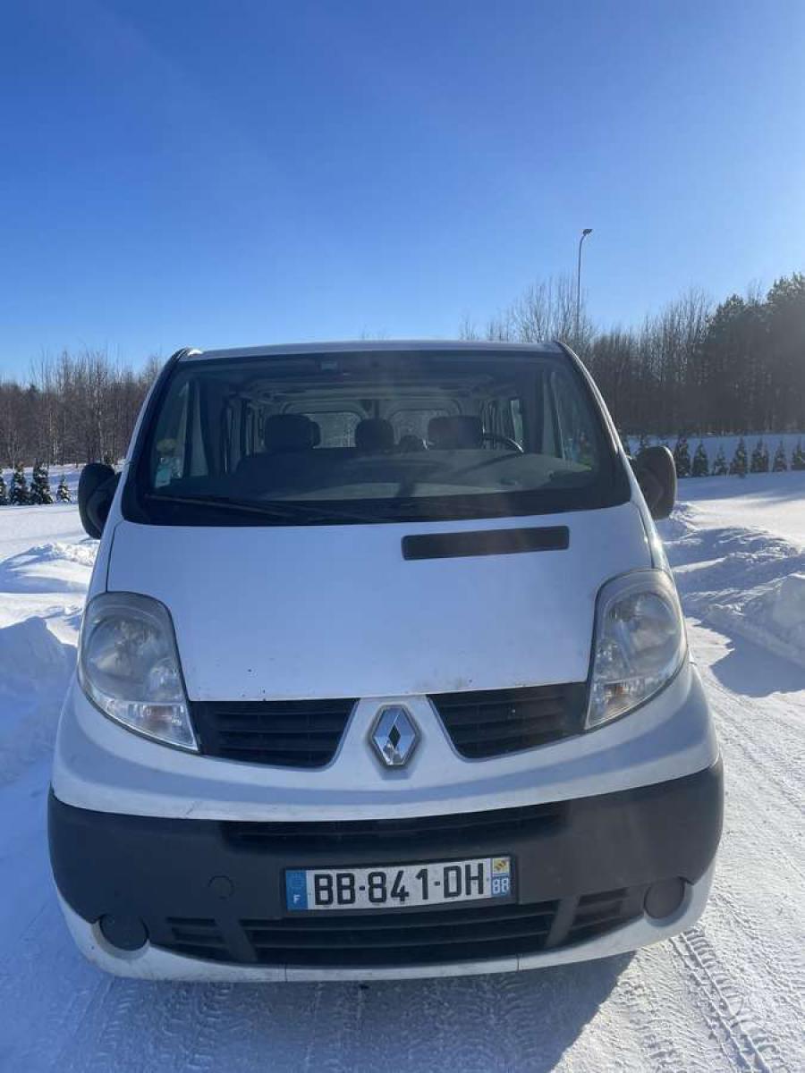 Balts Renault Trafic 2007 Raseiniai, ar dzinēja tilpumu 2.00 L un nobraukumu 314 tūkst. km par 5300 €, foto 1 vietnē AUTOMOTO.COM.LV
