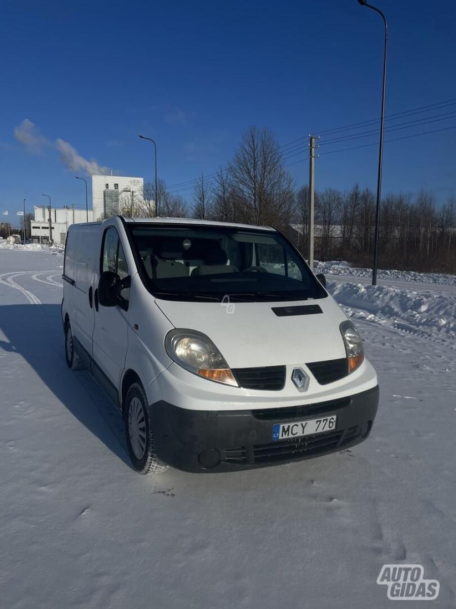 Balts Renault Trafic 2007 Tauragė, ar dzinēja tilpumu 2.00 L un nobraukumu 250 tūkst. km par 3300 €, foto 3 vietnē AUTOMOTO.COM.LV