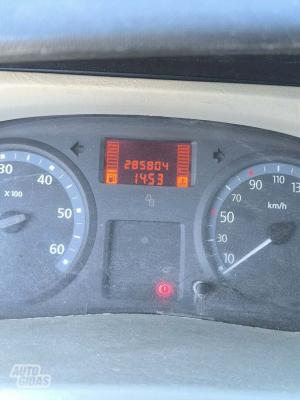 White Renault Trafic 2007 in Klaipeda, with an engine capacity of 2.00 L and mileage of 286 thousand km for 4500 €, photo 15 on AUTOMOTO.COM.LV