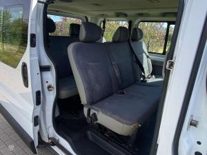 White Renault Trafic 2007 in Birstonas, with an engine capacity of 2.00 L and mileage of 328 thousand km for 4100 €, photo 12 on AUTOMOTO.COM.LV