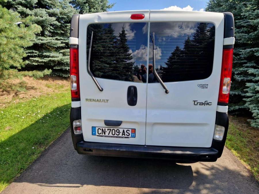 Белый Рено Трафик 2007 в Утена, объемом двигателя 2.00 л и пробегом 227 тыс. км за 5650 €, фото 6 на AUTOMOTO.COM.LV