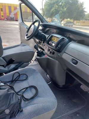 Balts Renault Trafic 2008 Kauņa, ar dzinēja tilpumu 2.50 L un nobraukumu 180 tūkst. km par 5800 €, foto 7 vietnē AUTOMOTO.COM.LV