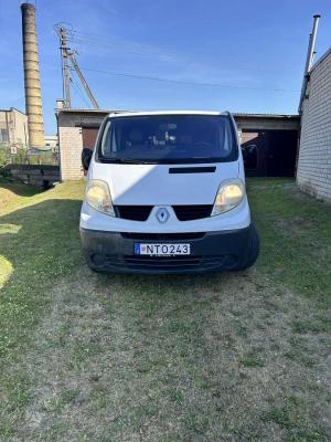 Balts Renault Trafic 2008 Tauragė, ar dzinēja tilpumu 2.00 L un nobraukumu 291 tūkst. km par 6000 €, foto  vietnē AUTOMOTO.COM.LV