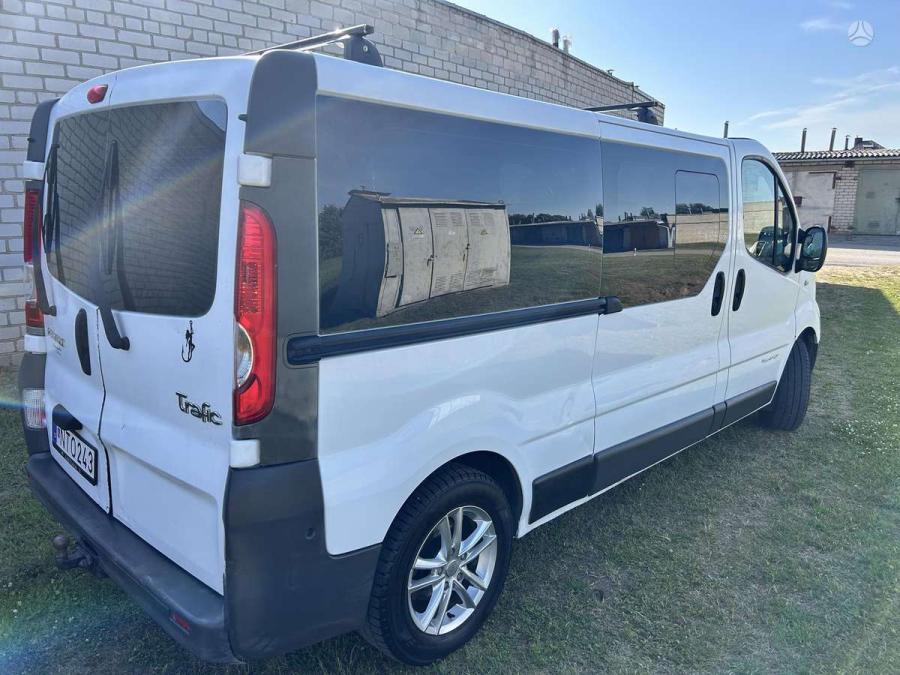 Balts Renault Trafic 2008 Tauragė, ar dzinēja tilpumu 2.00 L un nobraukumu 291 tūkst. km par 6000 €, foto 6 vietnē AUTOMOTO.COM.LV