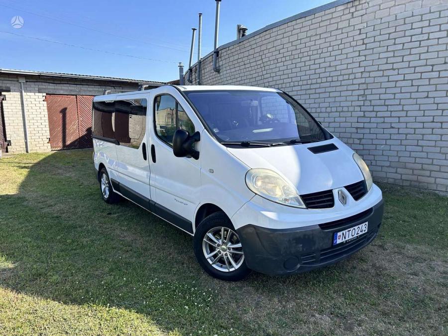 Balts Renault Trafic 2008 Tauragė, ar dzinēja tilpumu 2.00 L un nobraukumu 291 tūkst. km par 6000 €, foto 7 vietnē AUTOMOTO.COM.LV