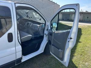 Balts Renault Trafic 2008 Tauragė, ar dzinēja tilpumu 2.00 L un nobraukumu 291 tūkst. km par 6000 €, foto 9 vietnē AUTOMOTO.COM.LV
