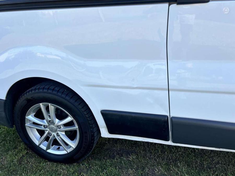 Balts Renault Trafic 2008 Tauragė, ar dzinēja tilpumu 2.00 L un nobraukumu 291 tūkst. km par 6000 €, foto 24 vietnē AUTOMOTO.COM.LV
