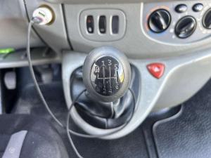 Balts Renault Trafic 2008 Tauragė, ar dzinēja tilpumu 2.00 L un nobraukumu 291 tūkst. km par 6000 €, foto 27 vietnē AUTOMOTO.COM.LV