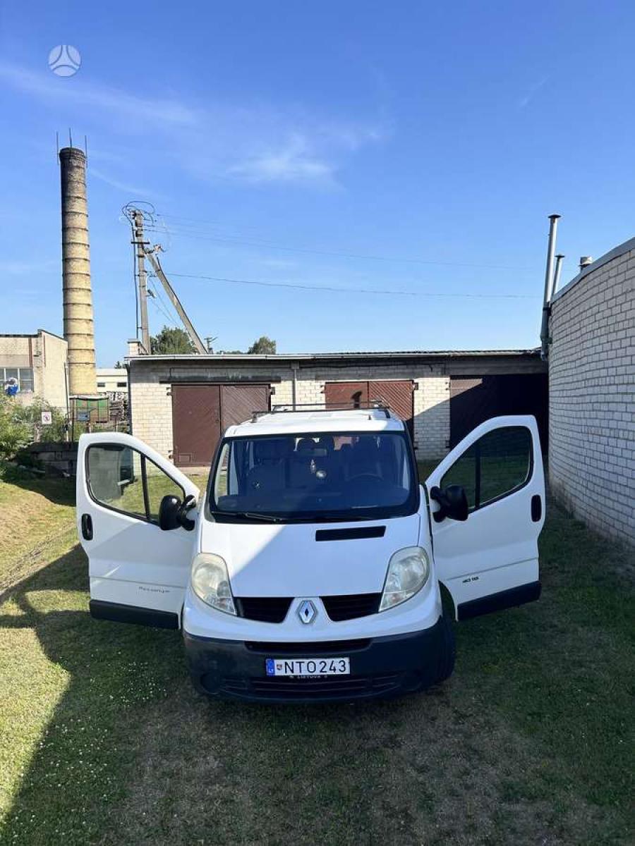 Balts Renault Trafic 2008 Tauragė, ar dzinēja tilpumu 2.00 L un nobraukumu 291 tūkst. km par 6000 €, foto 30 vietnē AUTOMOTO.COM.LV