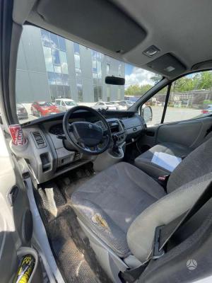 Balts Renault Trafic 2008 Kauņa, ar dzinēja tilpumu 2.00 L un nobraukumu 401 tūkst. km par 4600 €, foto 8 vietnē AUTOMOTO.COM.LV