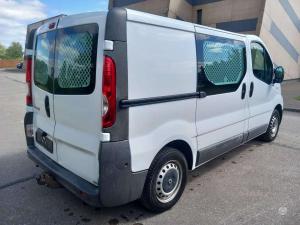 White Renault Trafic 2009 in Ukmerge, with an engine capacity of 2.00 L and mileage of 194 thousand km for 3750 €, photo 5 on AUTOMOTO.COM.LV