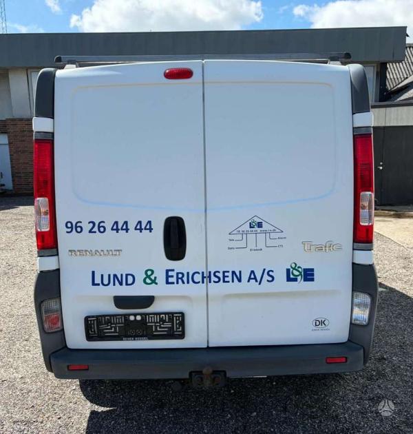 Balts Renault Trafic 2010 Kauņa, ar dzinēja tilpumu 2.00 L un nobraukumu 64 tūkst. km par 4999 €, foto 5 vietnē AUTOMOTO.COM.LV