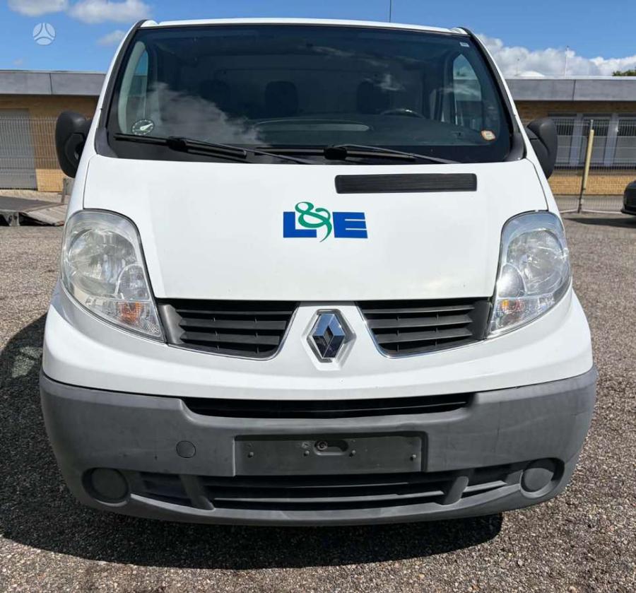 Balts Renault Trafic 2010 Kauņa, ar dzinēja tilpumu 2.00 L un nobraukumu 64 tūkst. km par 4999 €, foto 3 vietnē AUTOMOTO.COM.LV