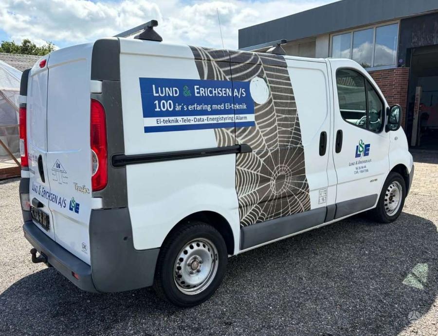 Balts Renault Trafic 2010 Kauņa, ar dzinēja tilpumu 2.00 L un nobraukumu 64 tūkst. km par 4999 €, foto 7 vietnē AUTOMOTO.COM.LV