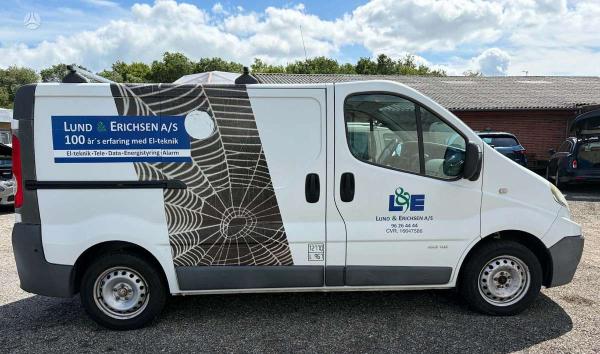 White Renault Trafic 2010 in Kaunas, with an engine capacity of 2.00 L and mileage of 64 thousand km for 4999 €, photo 7 on AUTOMOTO.COM.LV