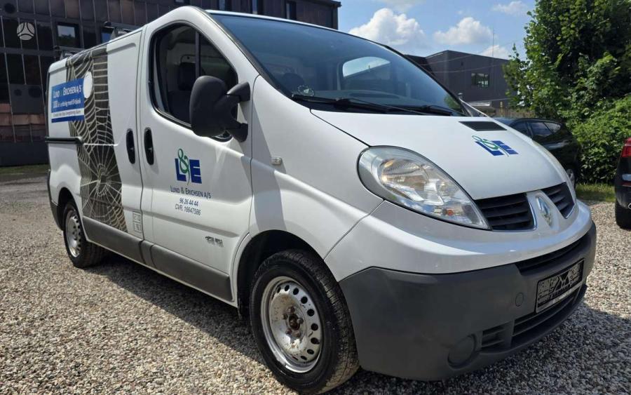 Balts Renault Trafic 2010 Kauņa, ar dzinēja tilpumu 2.00 L un nobraukumu 64 tūkst. km par 4750 €, foto 1 vietnē AUTOMOTO.COM.LV