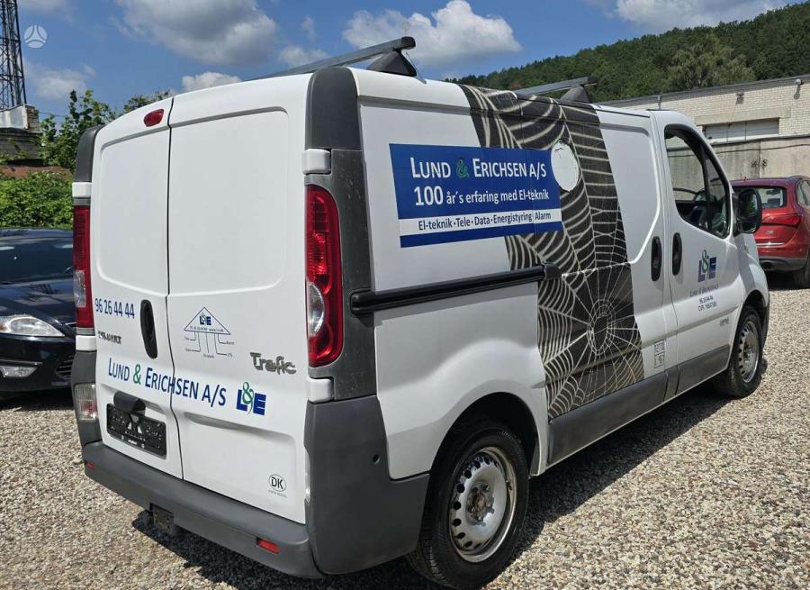 Balts Renault Trafic 2010 Kauņa, ar dzinēja tilpumu 2.00 L un nobraukumu 64 tūkst. km par 4750 €, foto 7 vietnē AUTOMOTO.COM.LV