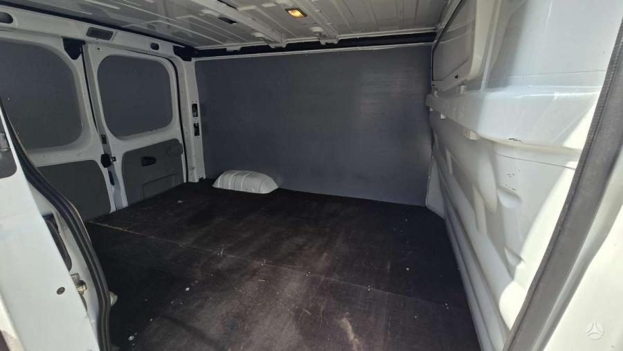 Balts Renault Trafic 2010 Kauņa, ar dzinēja tilpumu 2.00 L un nobraukumu 64 tūkst. km par 4750 €, foto 13 vietnē AUTOMOTO.COM.LV