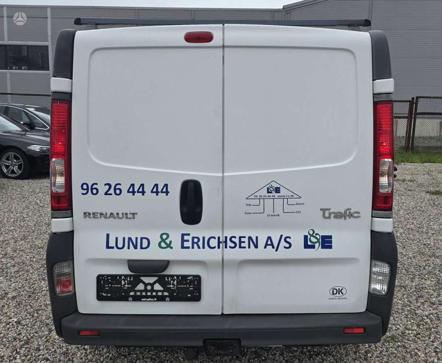 Balts Renault Trafic 2010 Kauņa, ar dzinēja tilpumu 2.00 L un nobraukumu 65 tūkst. km par 4699 €, foto 6 vietnē AUTOMOTO.COM.LV