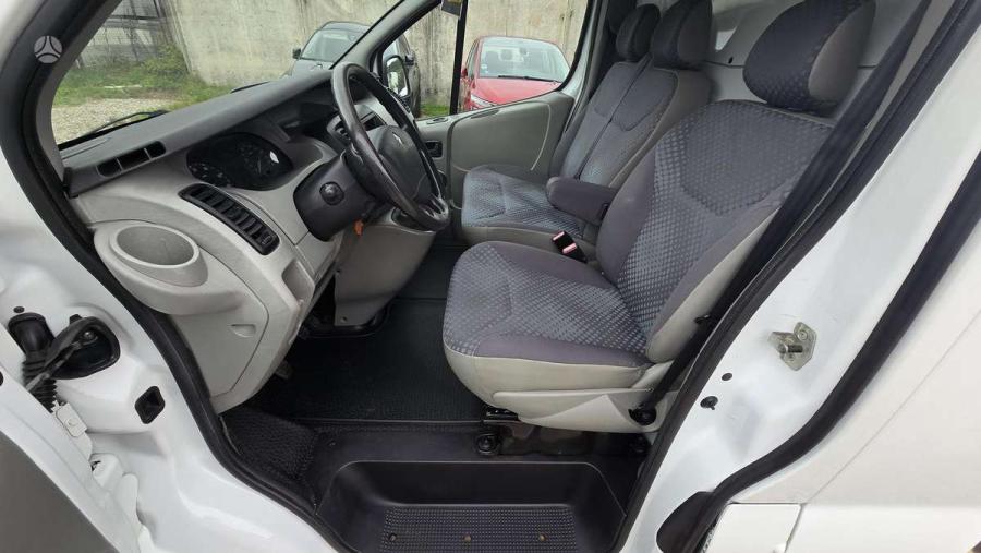 Balts Renault Trafic 2010 Kauņa, ar dzinēja tilpumu 2.00 L un nobraukumu 65 tūkst. km par 4699 €, foto 8 vietnē AUTOMOTO.COM.LV