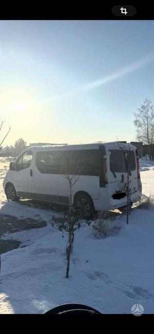 Balts Renault Trafic 2011 Viļņa, ar dzinēja tilpumu 2.50 L un nobraukumu 189 tūkst. km par 6000 €, foto 2 vietnē AUTOMOTO.COM.LV