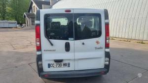 White Renault Trafic 2012 in Taurage, with an engine capacity of 2.00 L and mileage of 271 thousand km for 4400 €, photo 5 on AUTOMOTO.COM.LV