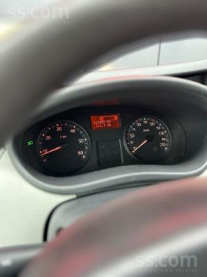 Белый Рено Трафик 2012 в Рига, объемом двигателя 2.00 л и пробегом 319 тыс. км за 6650 €, фото 10 на AUTOMOTO.COM.LV