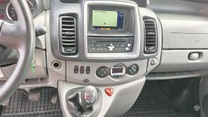 White Renault Trafic 2012 in Vilnius, with an engine capacity of 2.00 L and mileage of 302 thousand km for 8300 €, photo 15 on AUTOMOTO.COM.LV
