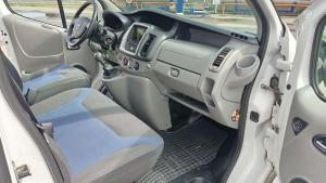 White Renault Trafic 2012 in Vilnius, with an engine capacity of 2.00 L and mileage of 302 thousand km for 8300 €, photo 16 on AUTOMOTO.COM.LV