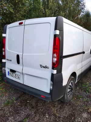 White Renault Trafic 2013 in Vilnius, with an engine capacity of 2.00 L and mileage of 510 thousand km for 4400 €, photo  on AUTOMOTO.COM.LV