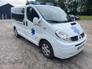 White Renault Trafic 2013 in Raseiniai, with an engine capacity of 2.00 L and mileage of 256 thousand km for 4200 €, photo  on AUTOMOTO.COM.LV