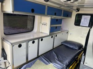 White Renault Trafic 2013 in Raseiniai, with an engine capacity of 2.00 L and mileage of 256 thousand km for 4200 €, photo 9 on AUTOMOTO.COM.LV