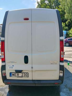 Balts Renault Trafic 2013 Panevēža, ar dzinēja tilpumu 2.00 L un nobraukumu 261 tūkst. km par 7200 €, foto 7 vietnē AUTOMOTO.COM.LV