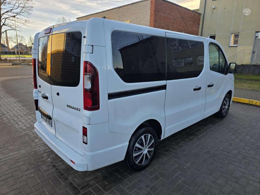 Balts Renault Trafic 2015 Tauragė, ar dzinēja tilpumu 1.60 L un nobraukumu 225 tūkst. km par 5500 €, foto 5 vietnē AUTOMOTO.COM.LV
