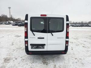 White Renault Trafic 2015 in Marijampole, with an engine capacity of 1.60 L and mileage of 186 thousand km for 6990 €, photo 5 on AUTOMOTO.COM.LV