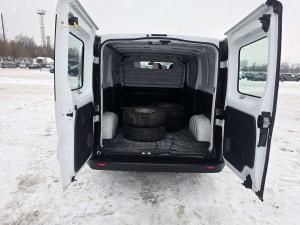 White Renault Trafic 2015 in Marijampole, with an engine capacity of 1.60 L and mileage of 186 thousand km for 6990 €, photo 15 on AUTOMOTO.COM.LV