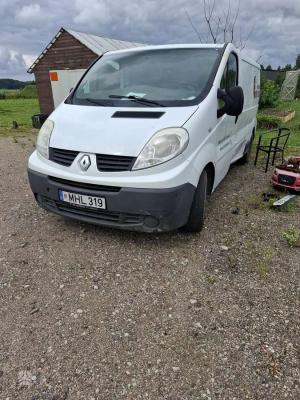 White Renault Trafic 2015 in Klaipeda, with an engine capacity of 2.00 L and mileage of 30 thousand km for 3500 €, photo  on AUTOMOTO.COM.LV