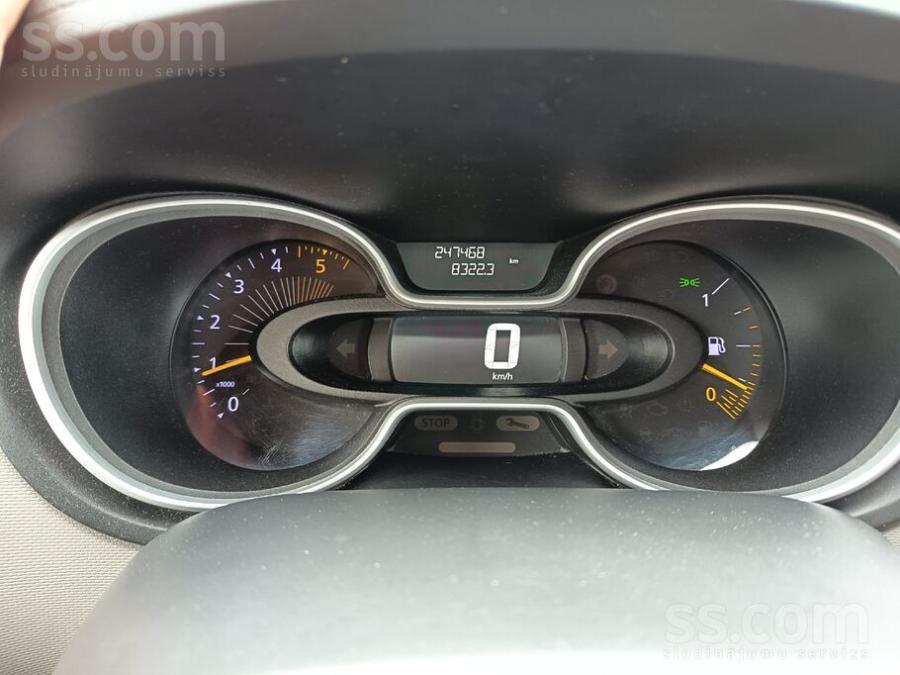 Balts Renault Trafic 2015 Jelgava, ar dzinēja tilpumu 1.60 L un nobraukumu 247 tūkst. km par 6900 €, foto 13 vietnē AUTOMOTO.COM.LV
