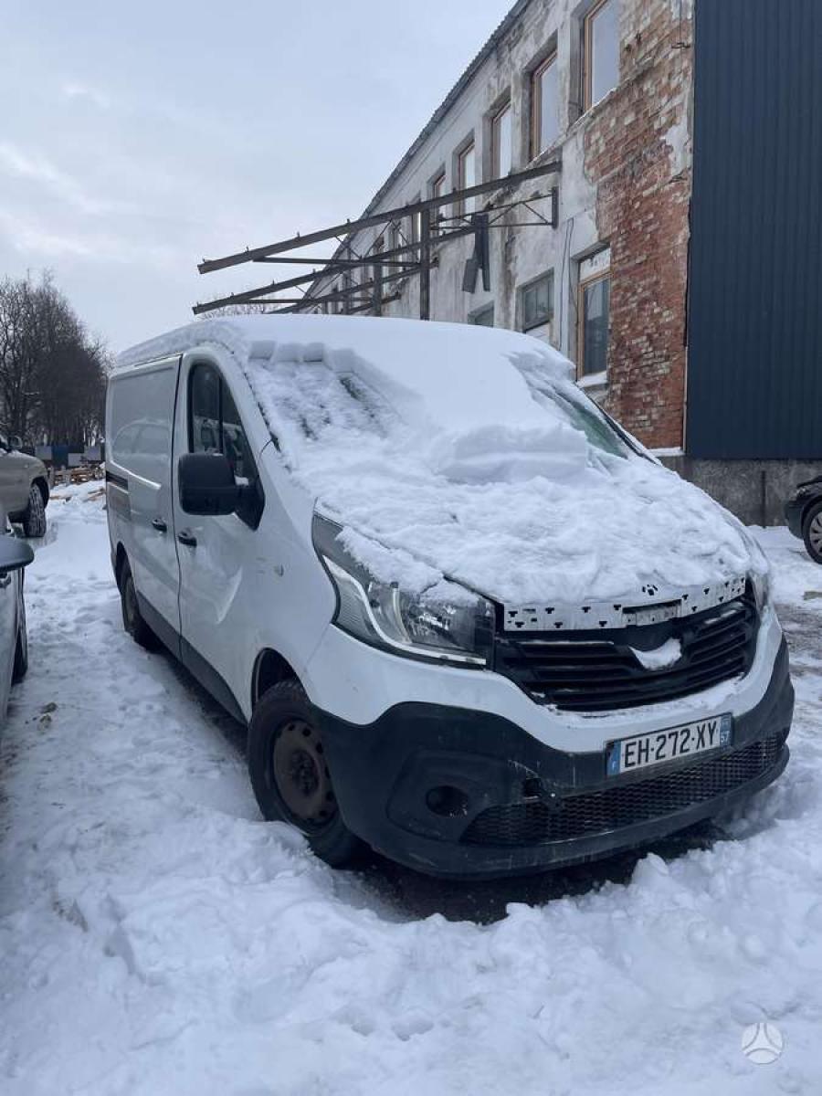 White Renault Trafic 2016 in Raseiniai, with an engine capacity of 1.60 L and mileage of 162 thousand km for 3700 €, photo 1 on AUTOMOTO.COM.LV