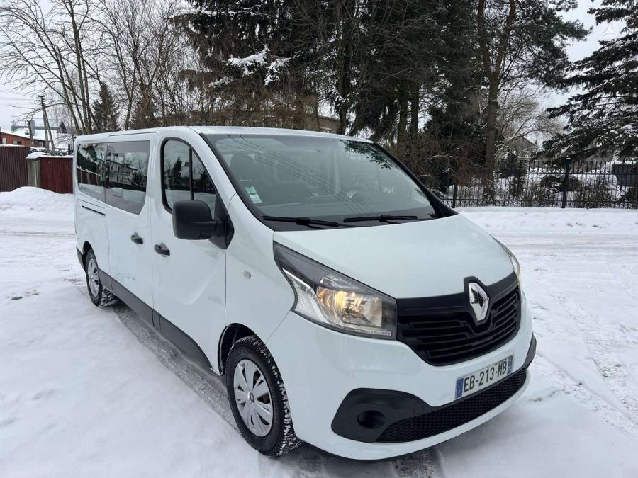 White Renault Trafic 2016 in Kaunas, with an engine capacity of 1.60 L and mileage of 237 thousand km for 12950 €, photo 7 on AUTOMOTO.COM.LV